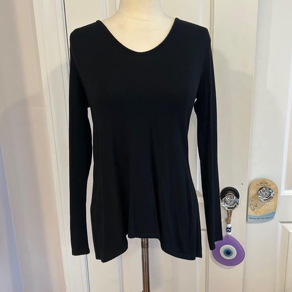 Red Haute | Tops | New Red Haute Long Sleeve In Perfect Condition ...